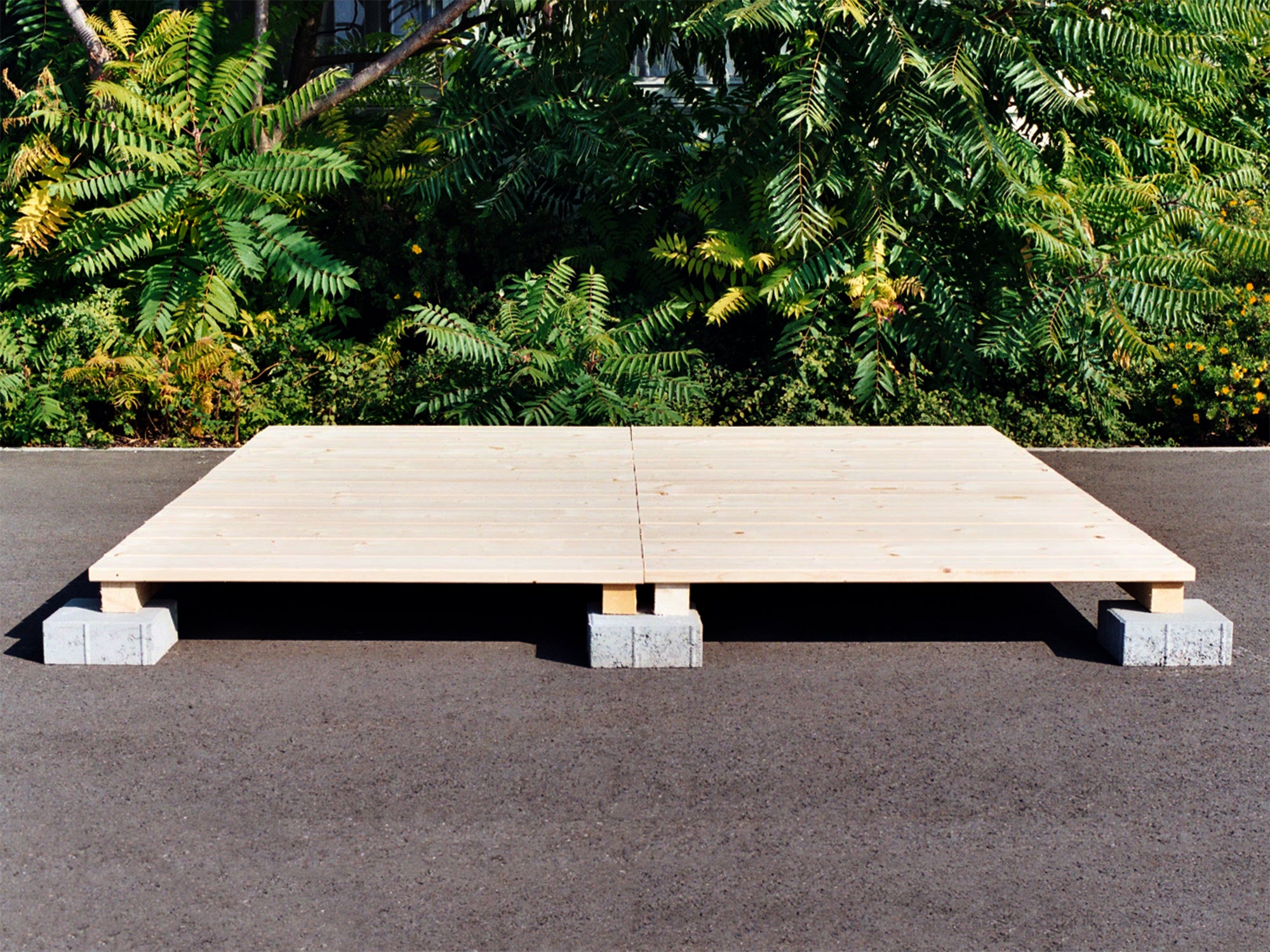 Holzboden für Hundezwinger